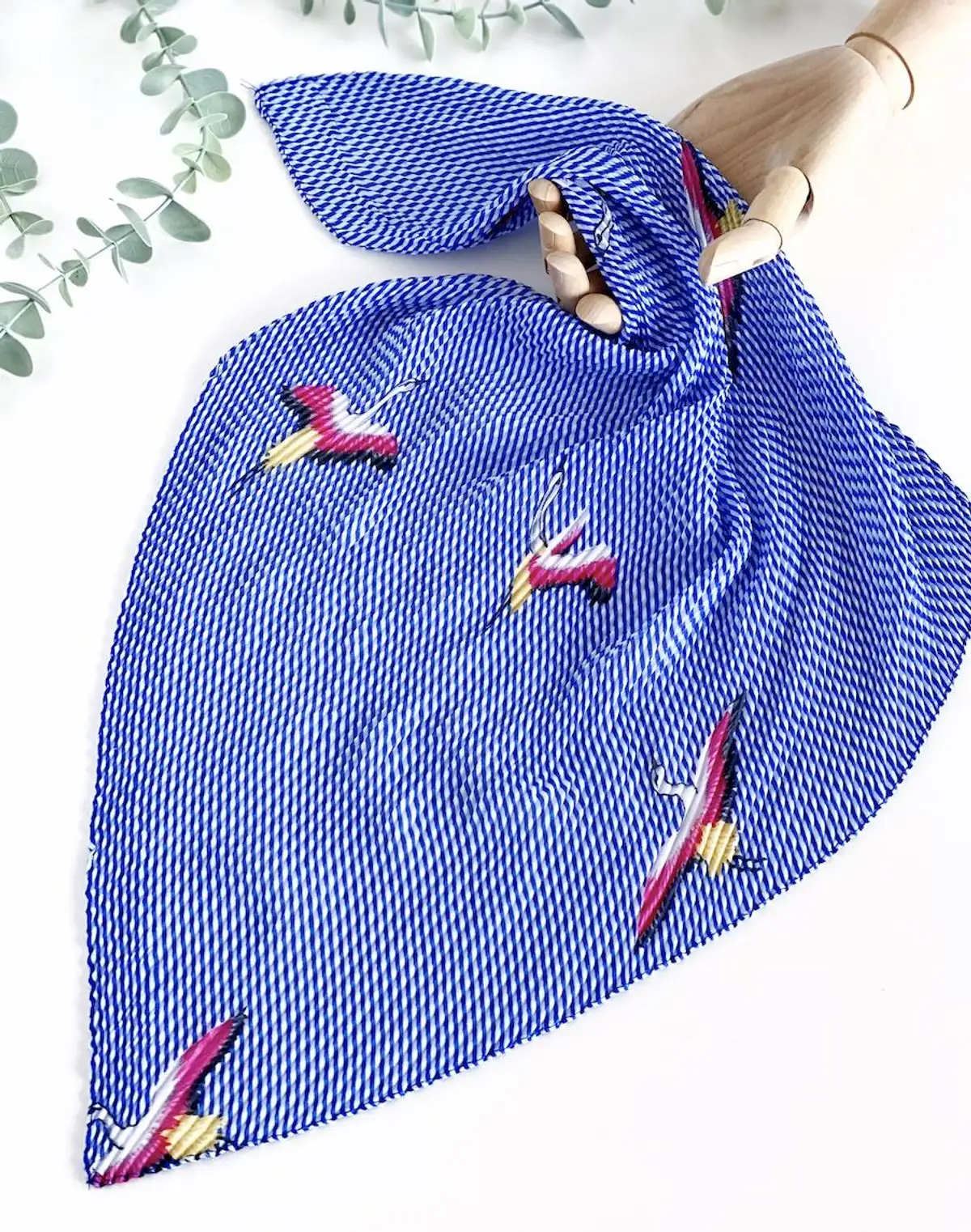 Mavi Çizgili Kuş Fular | Pamuklu Fular Modelleri