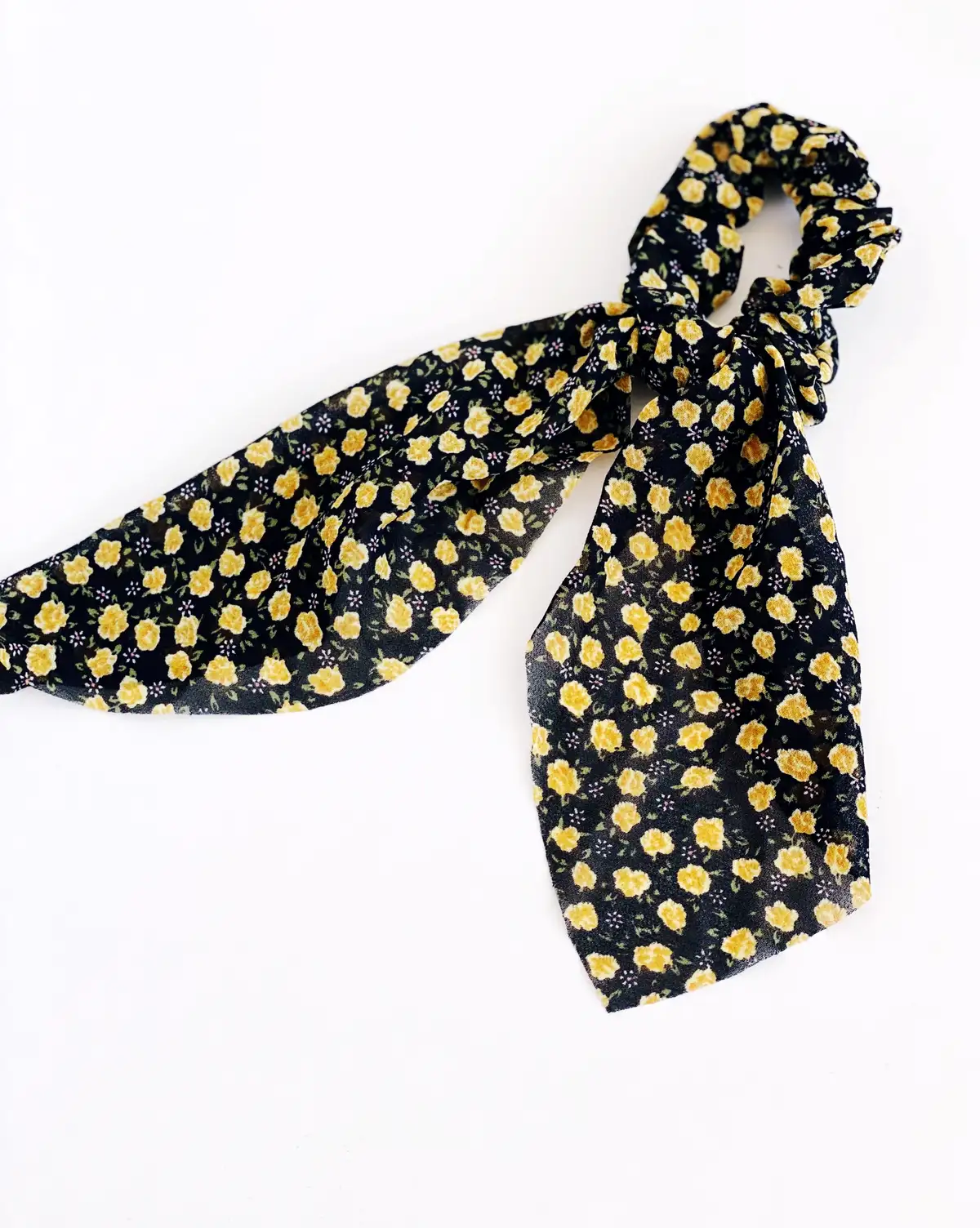 Mimoza Siyah Sarı Kurdela Toka